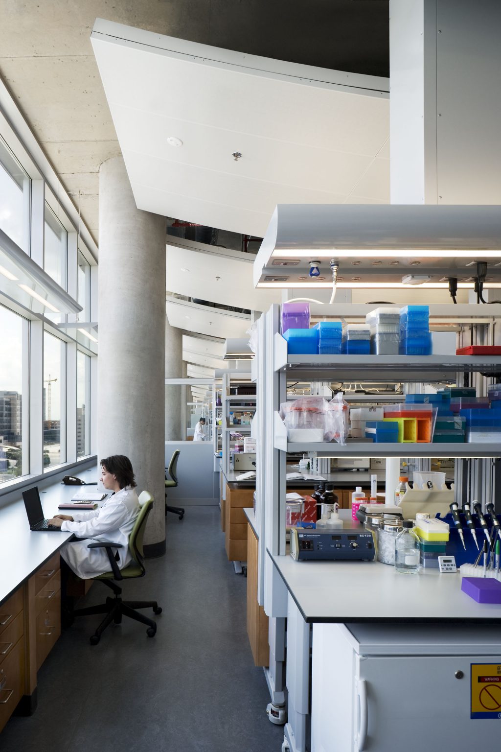 The Fayez S. Sarofim Research Building, Institute of Molecular Medicine (IMM) - INI Design Studio